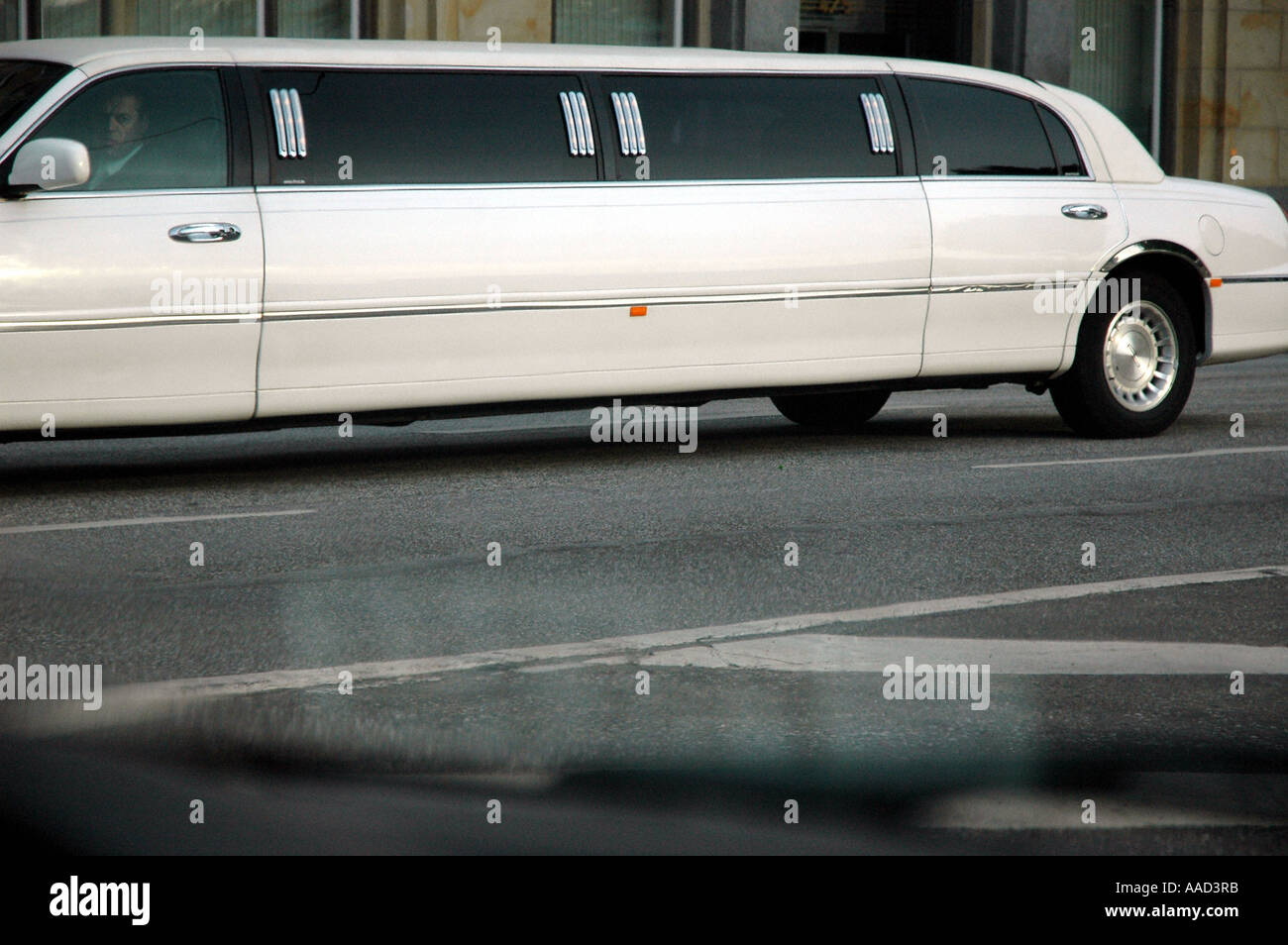 Limousine bodies hi-res stock photography and images - Alamy
