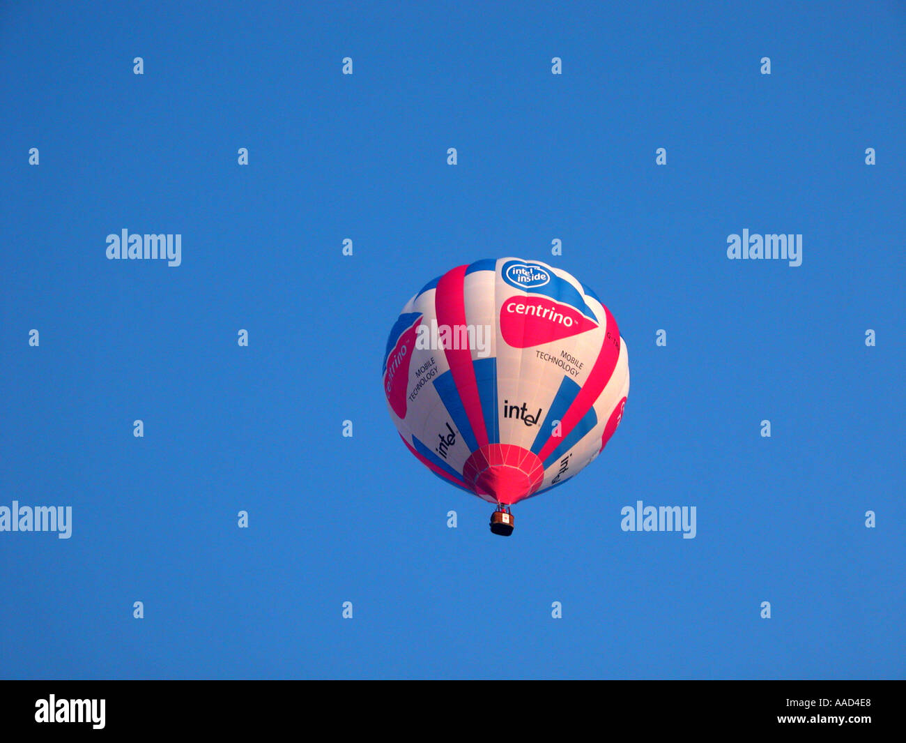 Extra large balloon hi-res stock photography and images - Alamy