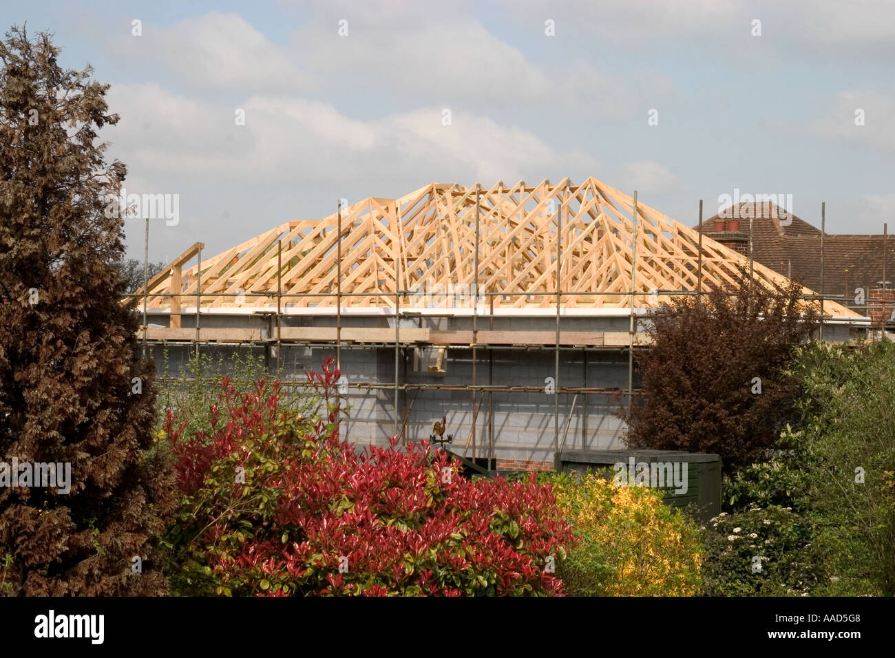 House construction in suburbia. Beckenham, Kent, England Stock Photo ...