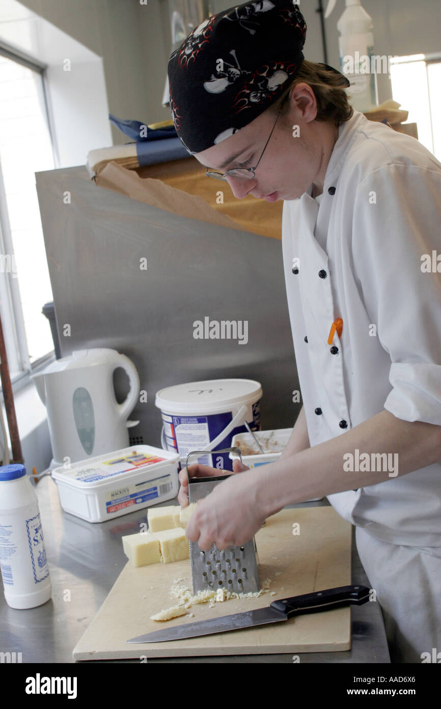 Catering student hi-res stock photography and images - Alamy
