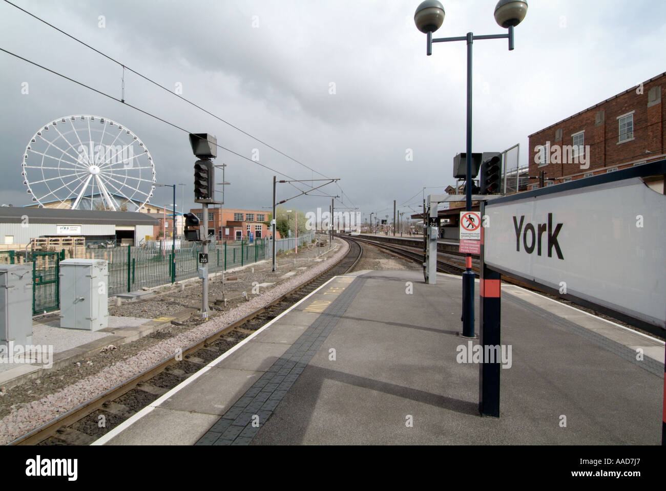 Yorkshire wheel big wheel york National Railway Museum (NRM Stock Photo ...