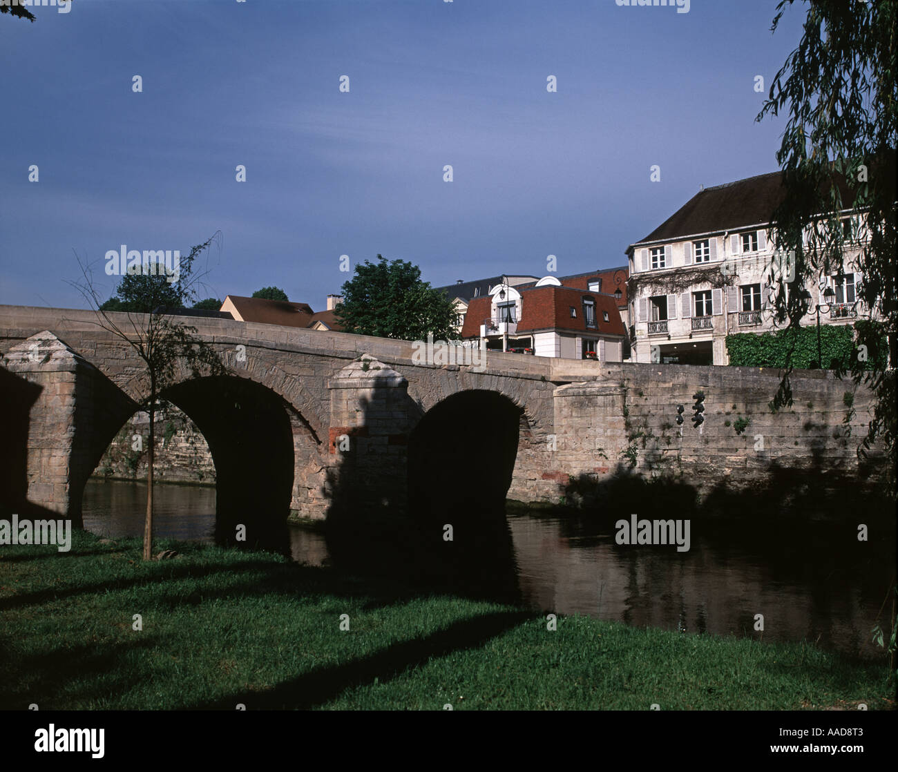 The River Oise at L'Isle Adam Stock Photo - Alamy