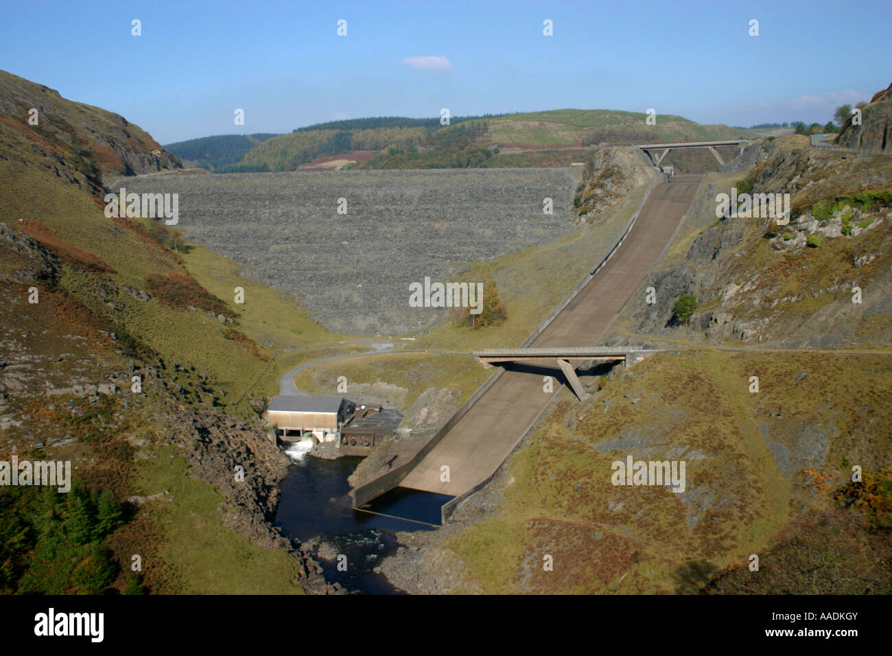 Llyn brianne dam hi-res stock photography and images - Alamy