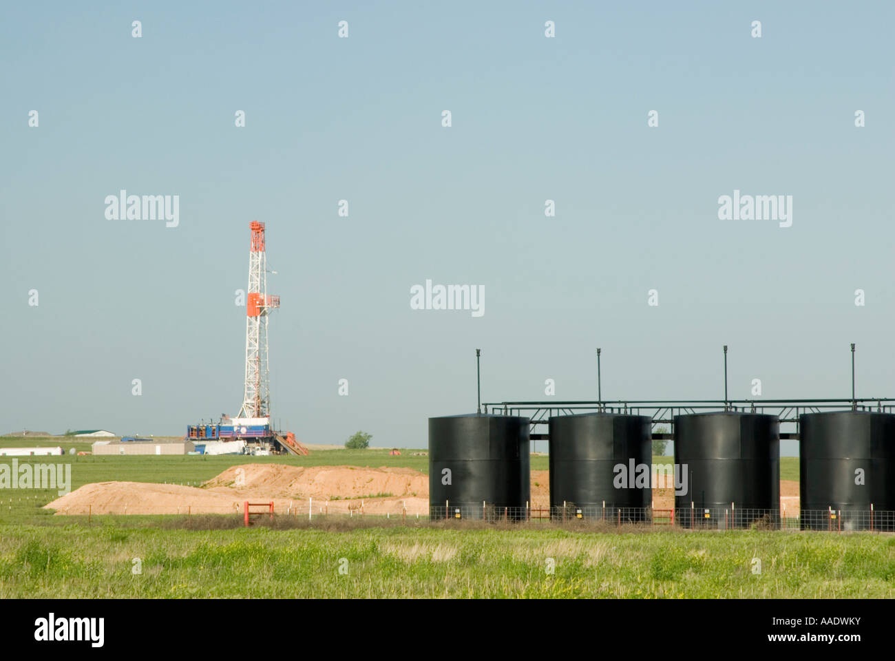 Oil well storage tanks in hi-res stock photography and images - Alamy