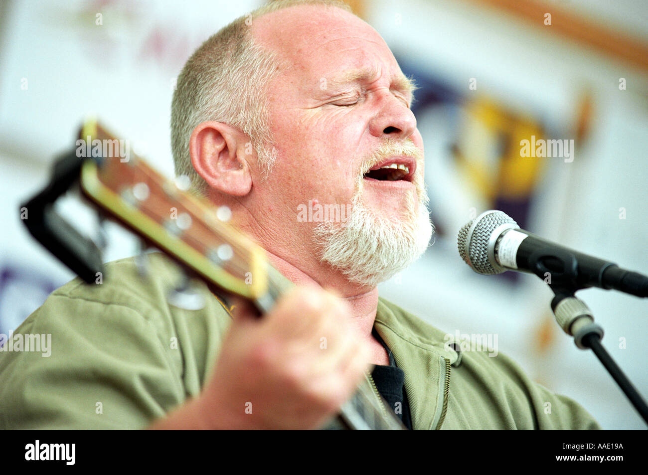 Australian singer Eric Bogle Stock Photo - Alamy