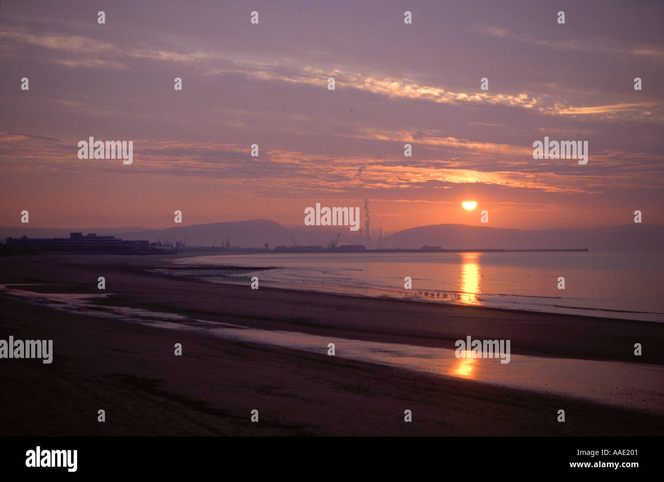 Tourism industry swansea hi-res stock photography and images - Alamy