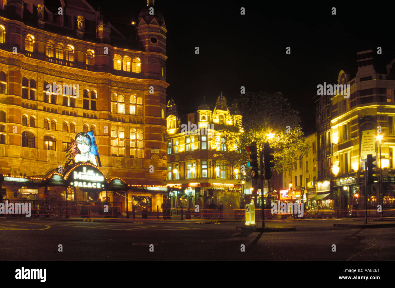 Palace theatre cambridge circus london hi-res stock photography and ...