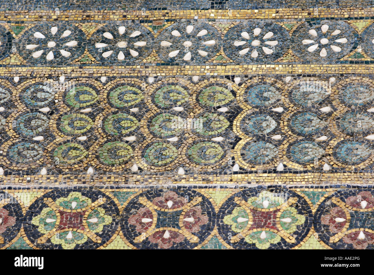 Mosaic walls of The Umayyad Great Mosque, Old Town Damascus, Syria ...