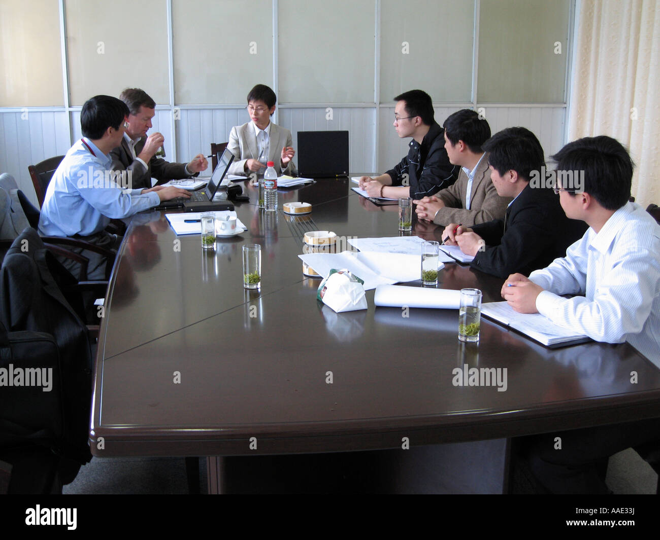 Chinese Business Meeting Stock Photo - Alamy