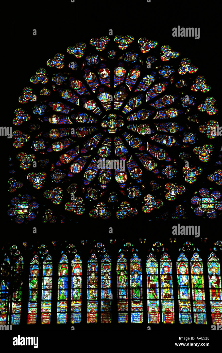 Rose window chartres cathedral hi-res stock photography and images - Alamy