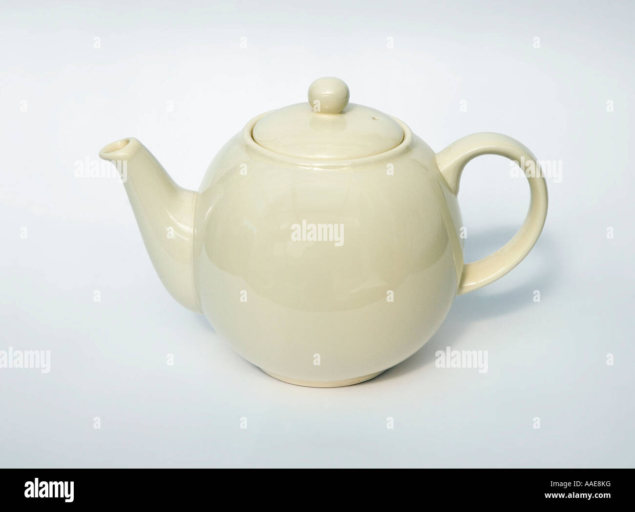 White china teapot Stock Photo - Alamy