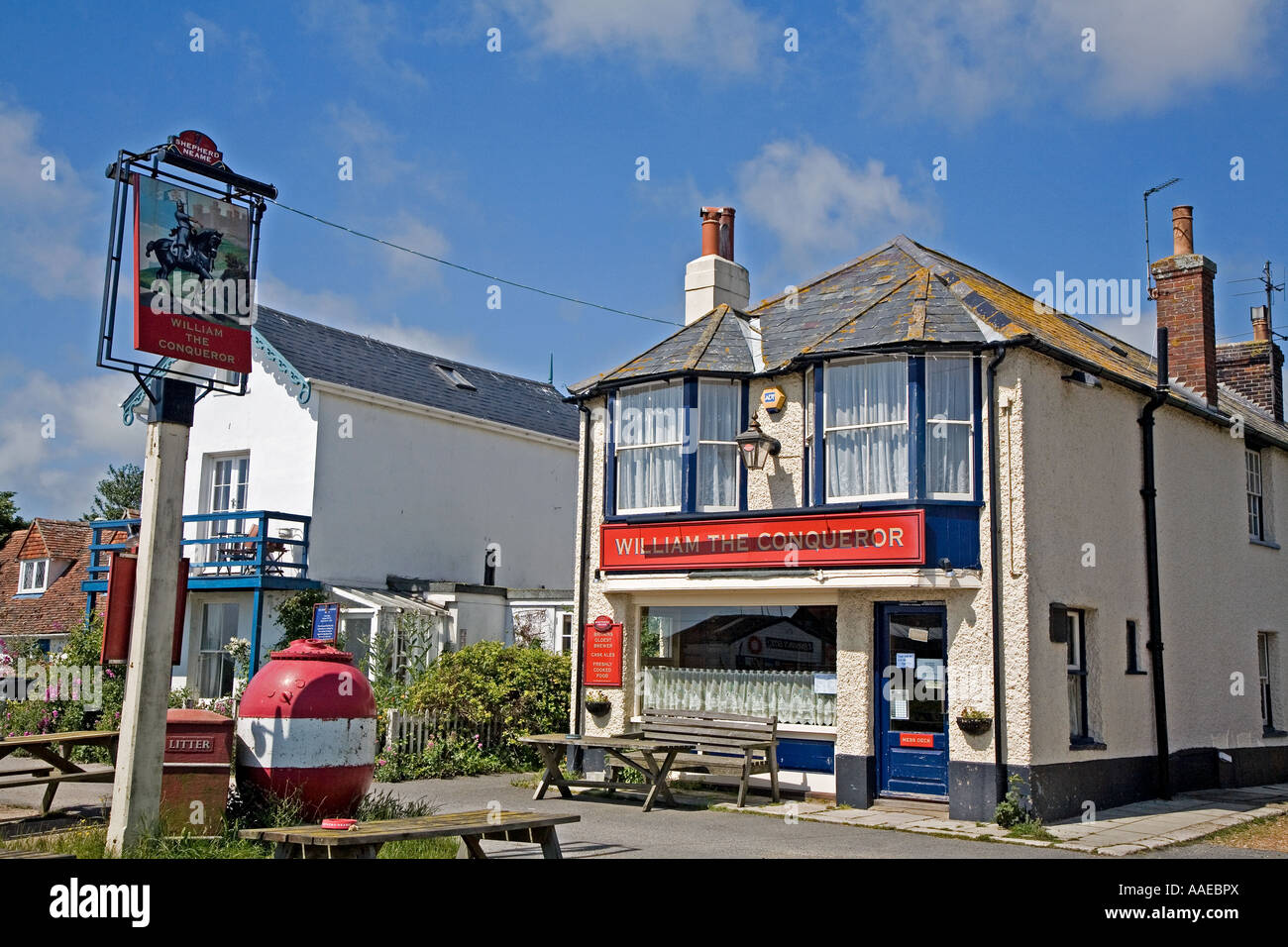 William The Conqueror pub, Rye Harbour, Sussex, England Stock Photo - Alamy
