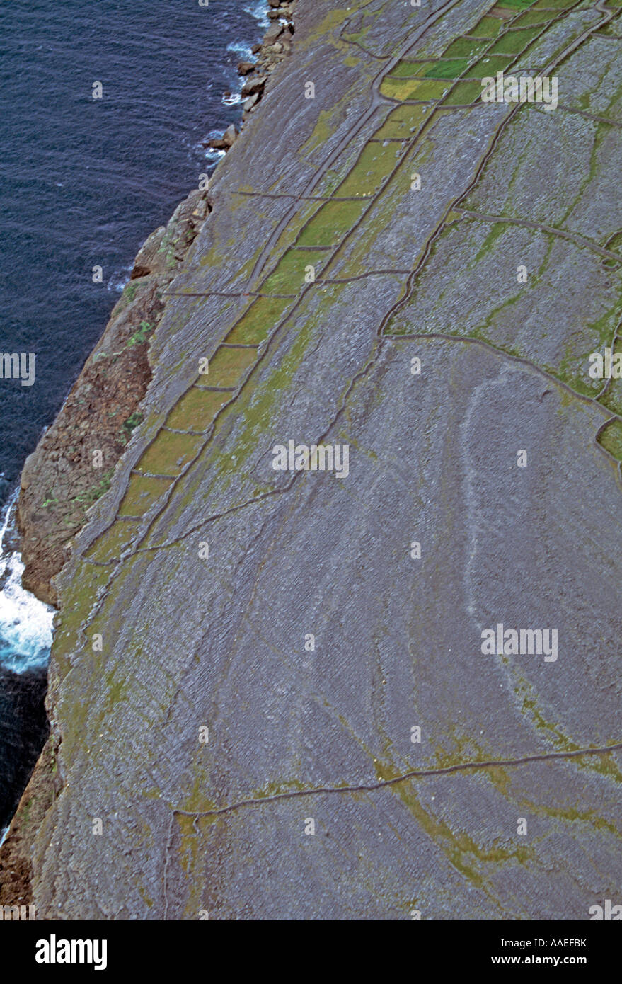 craggy island on irish atlantic coast Stock Photo - Alamy