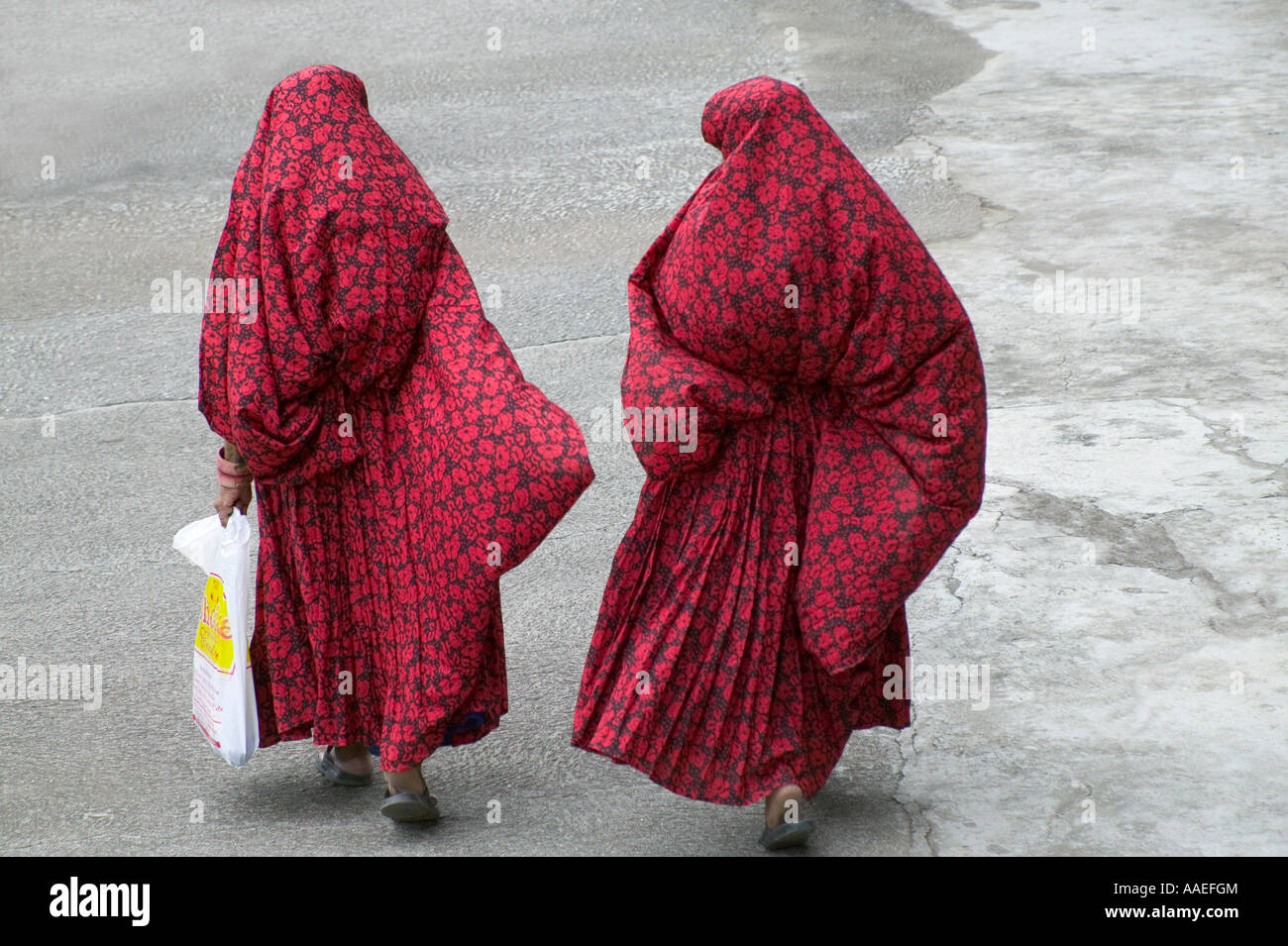 Indian robe hi-res stock photography and images - Alamy