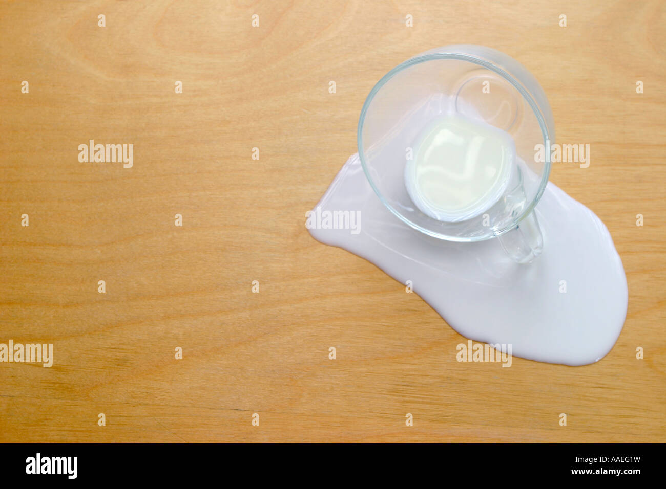 Spilt Glass Of Milk Stock Photos & Spilt Glass Of Milk Stock Images - Alamy