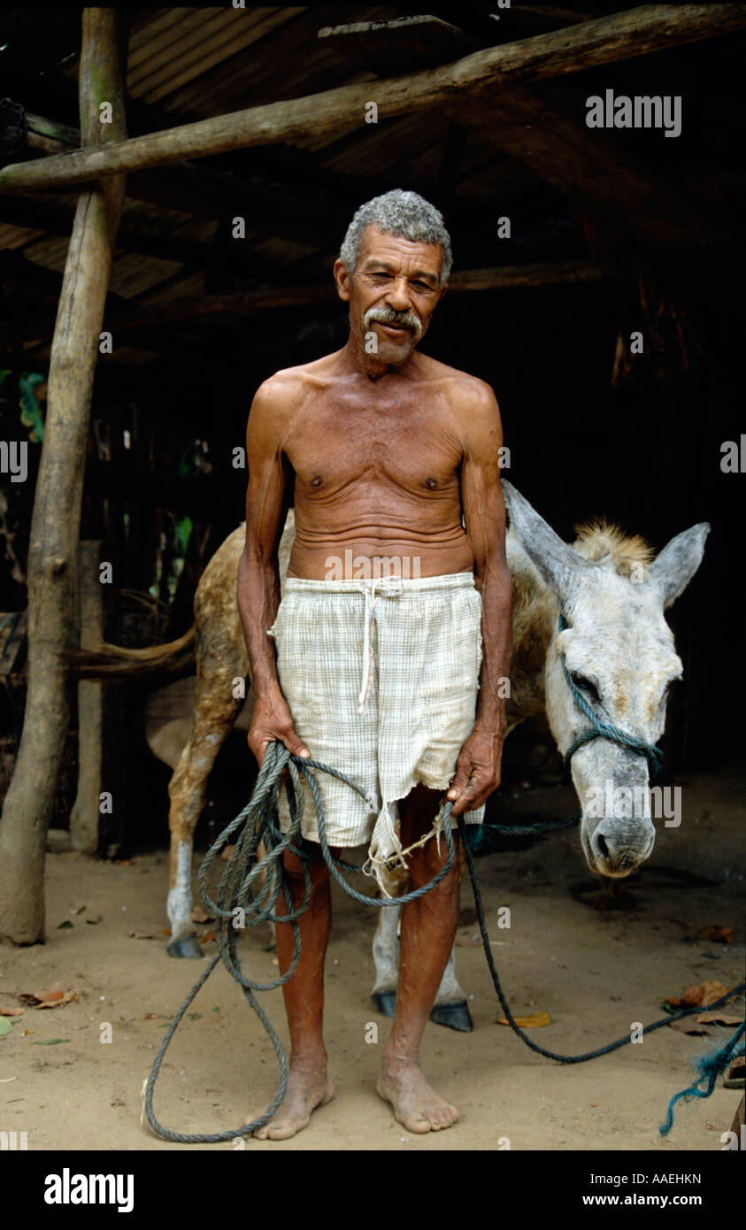 Poor farmer hi-res stock photography and images - Alamy