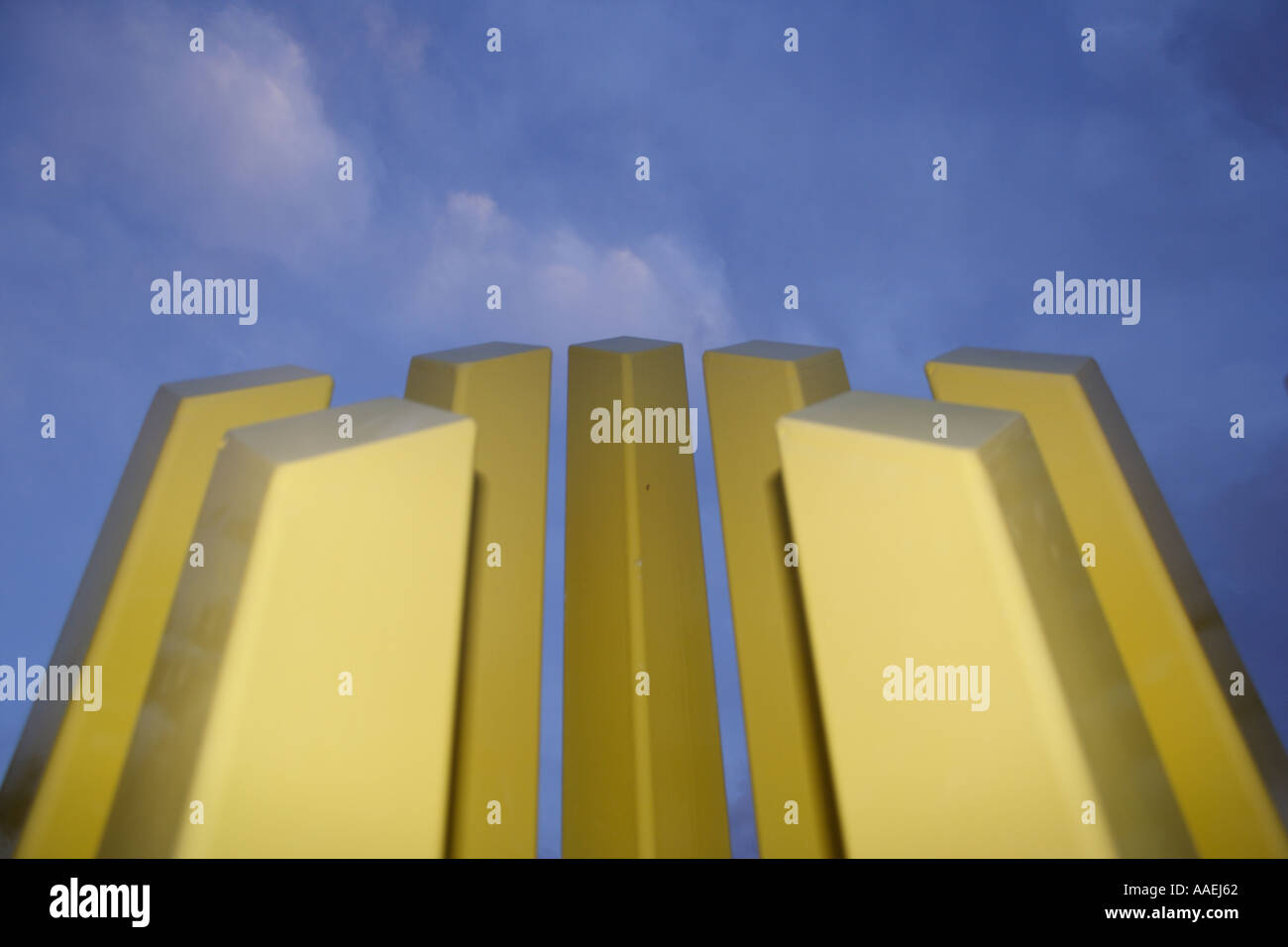 Plain flag poles hi-res stock photography and images - Alamy
