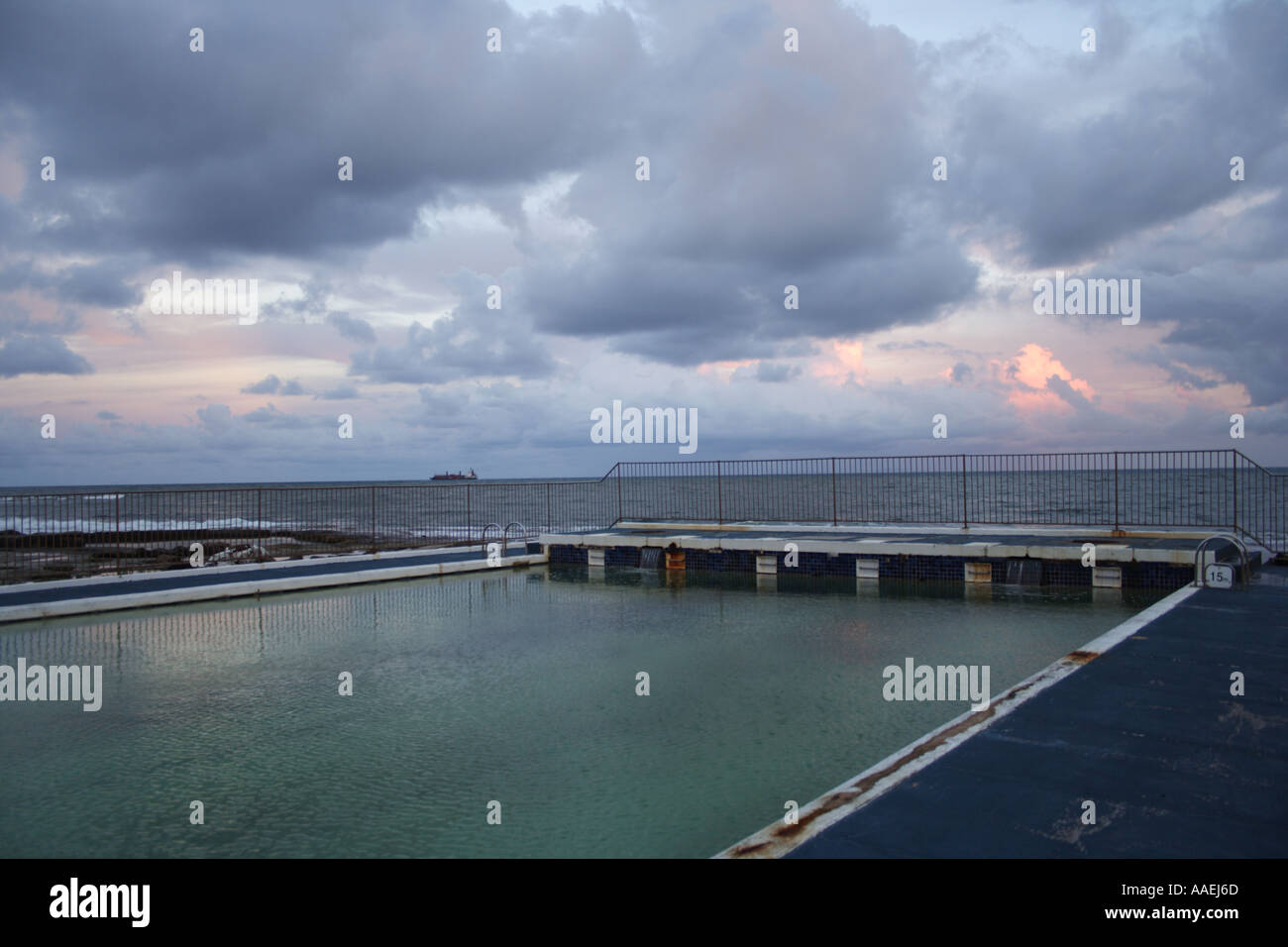 OCEAN POOL KINGS BEACH SUNSHINE COAST QUEENSLAND AUSTRALIA BAPD2007 ...