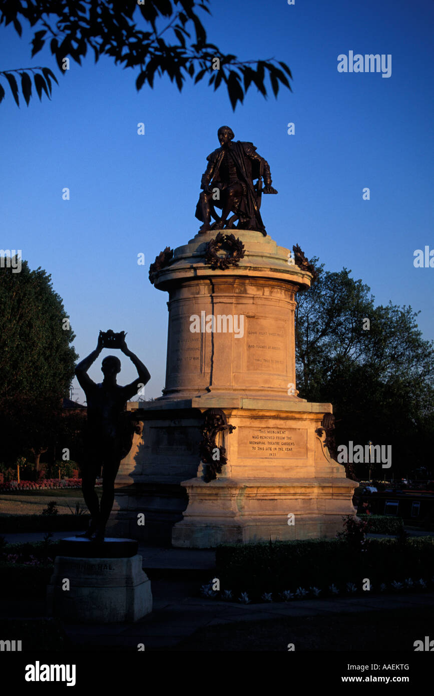Shakespeare monument Stratford upon Avon Warwickshire England United ...
