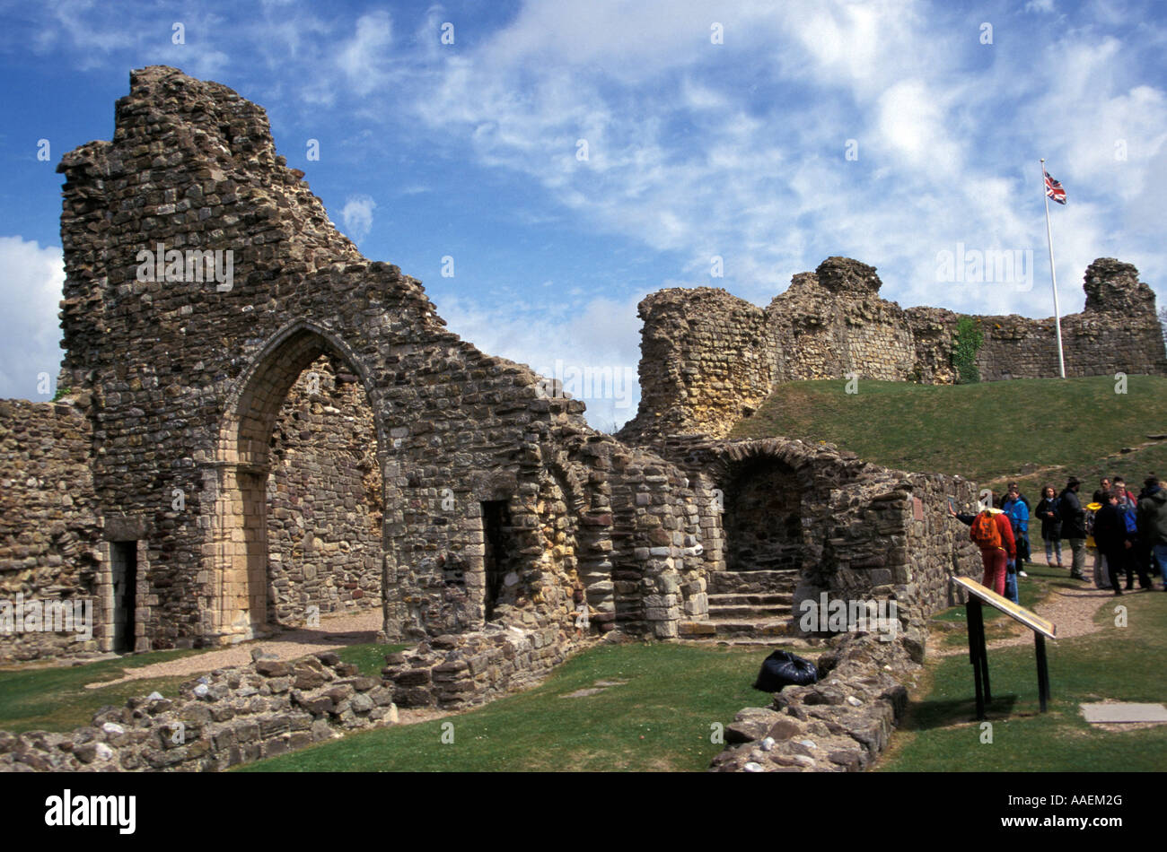 Hastings castle ruins east sussex hi-res stock photography and images ...