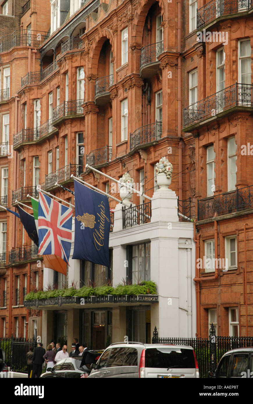 Claridges building hi-res stock photography and images - Alamy