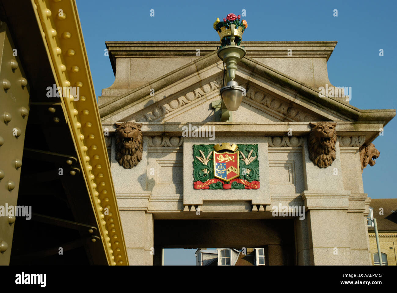 Rochester bridge detail hi-res stock photography and images - Alamy