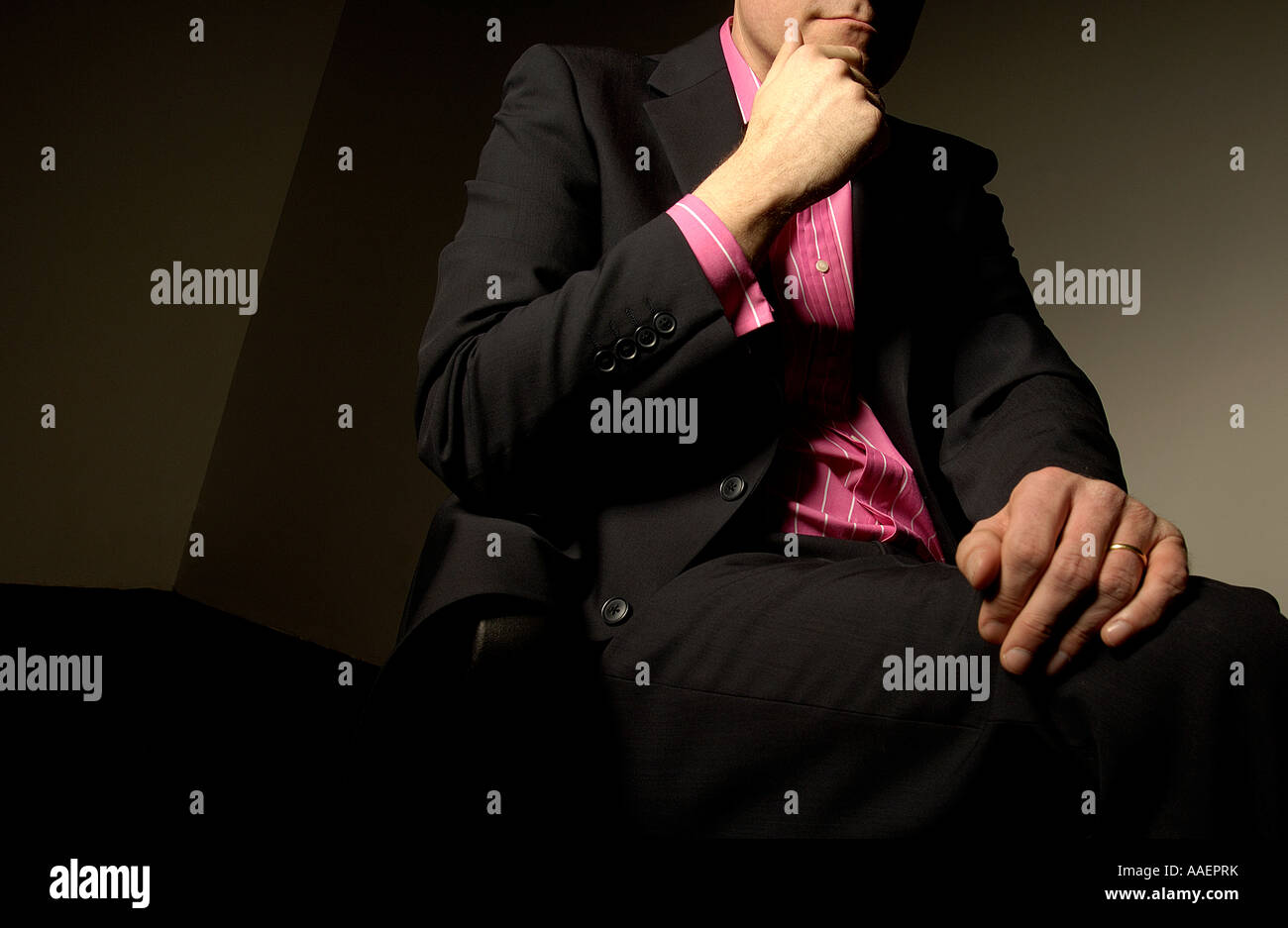 Man in suit without head hi-res stock photography and images - Alamy