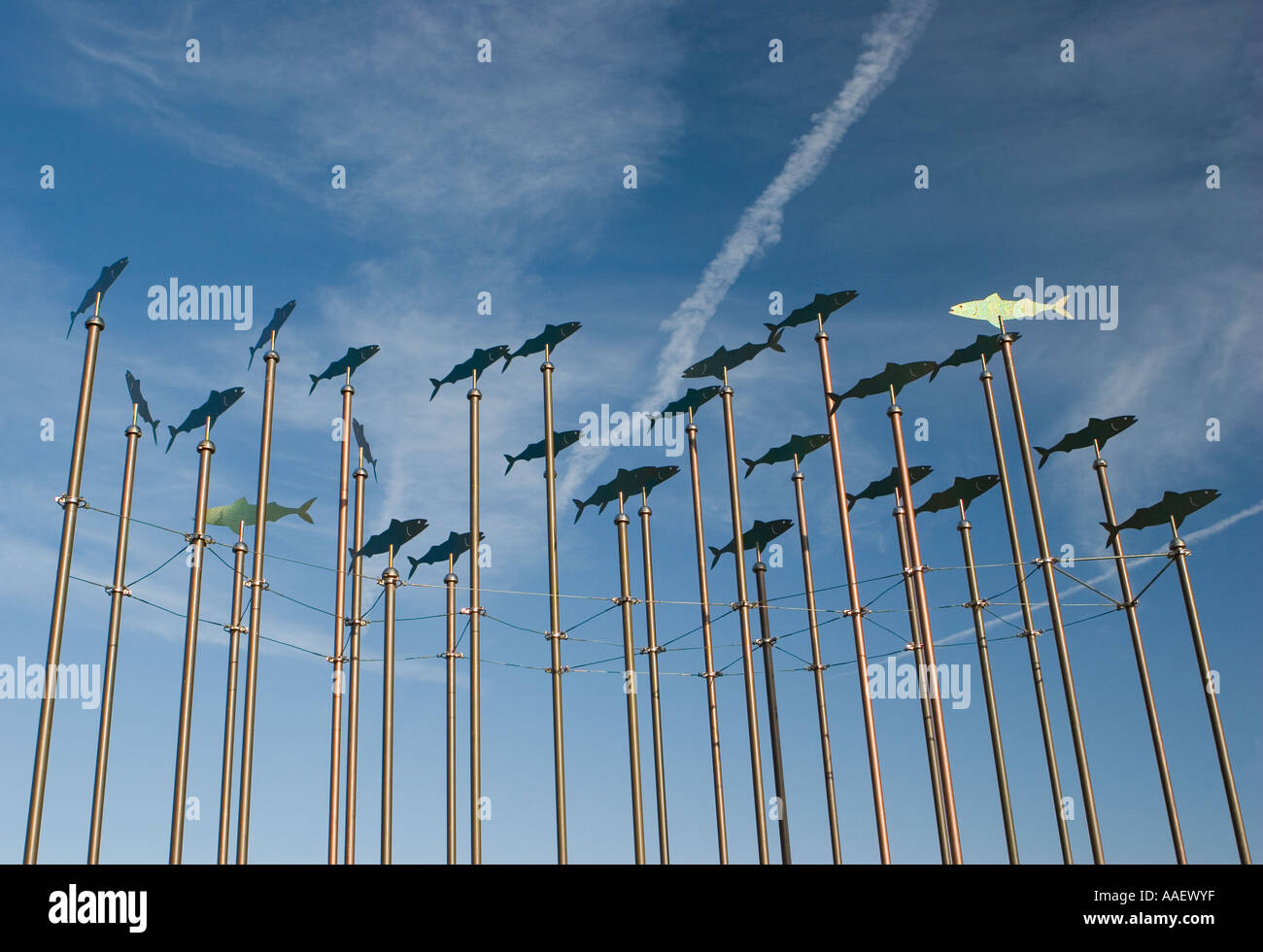 Fish on Poles mobil swivelling art feature statue, Piscatorial Seaside ...