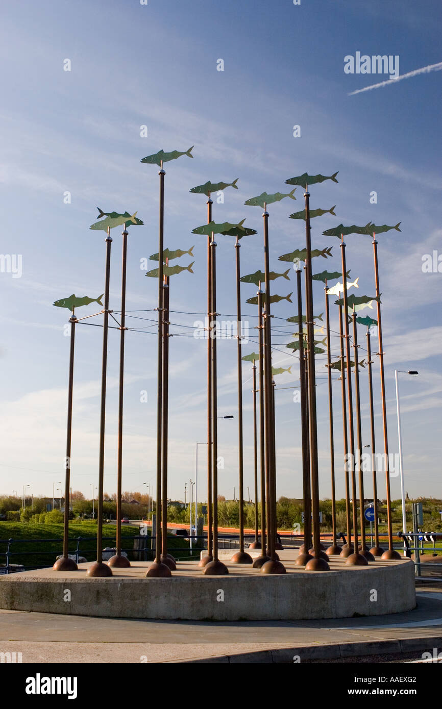 Fish on Poles mobil swivelling art feature statue, Piscatorial Seaside ...