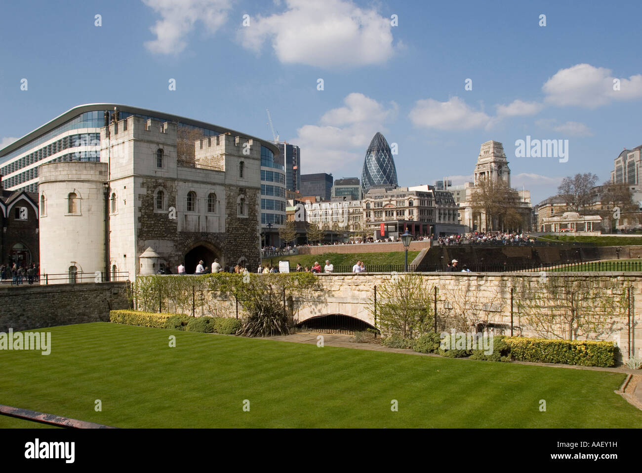 Tower of London gate way entrance and the City of London Stock Photo ...