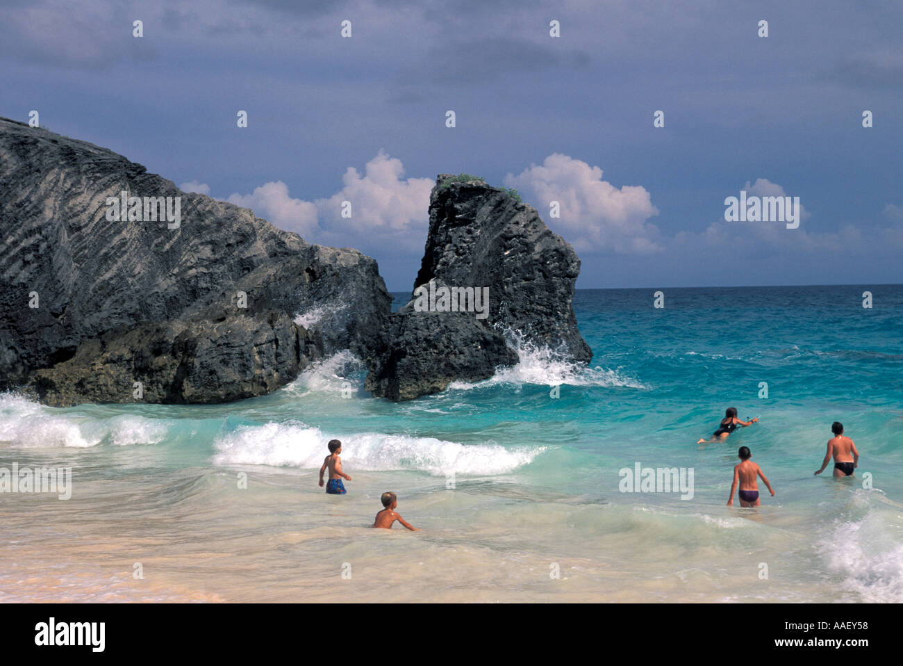 Bermuda Family Pink Sand Beach South Shore Stock Photo - Alamy