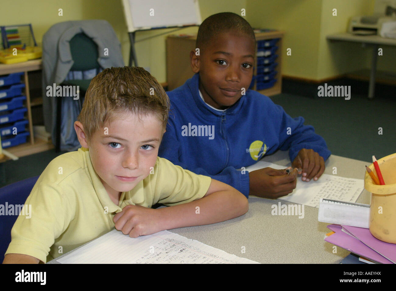 Primary school children in class lesson Stock Photo - Alamy