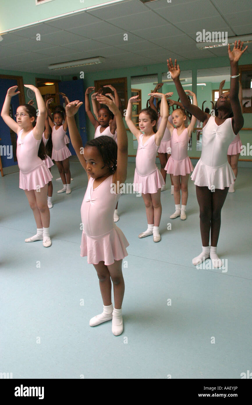 Primary school girls ballet lesson Stock Photo - Alamy