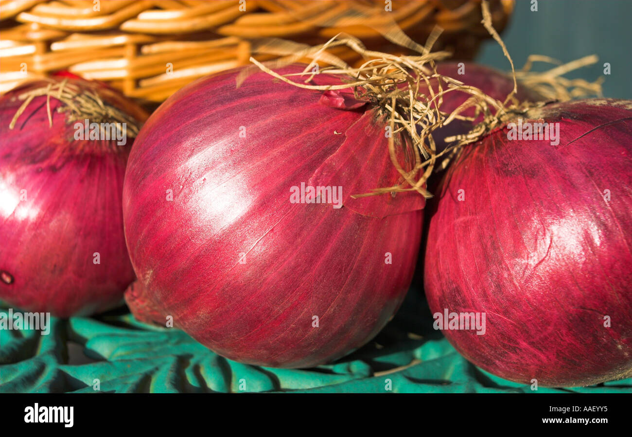 Smelly onions hi-res stock photography and images - Alamy