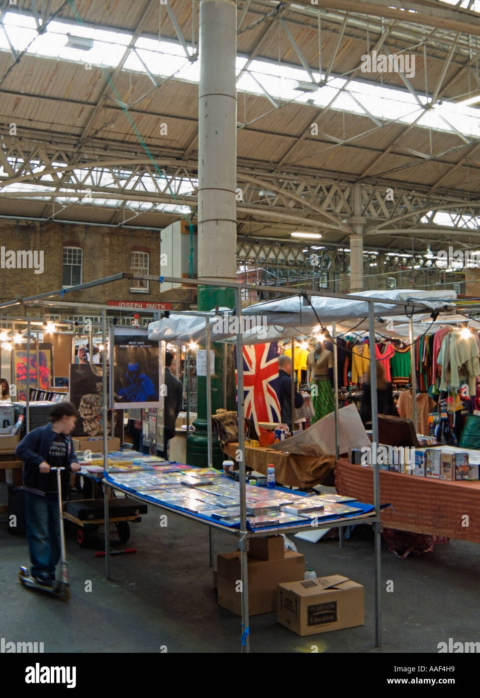 Old spitalfields market historical hi-res stock photography and images ...