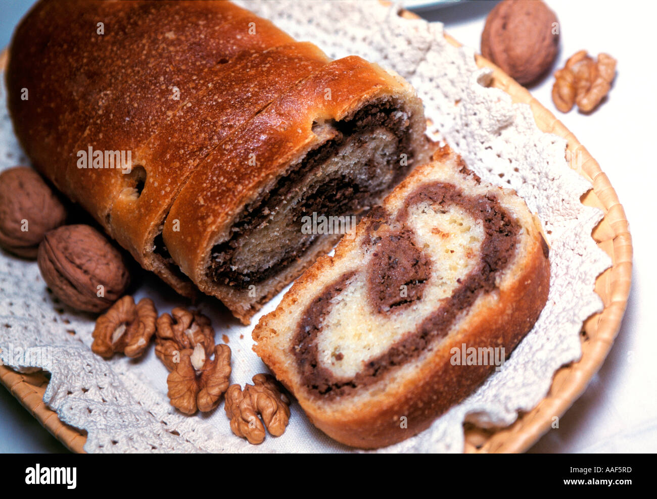 Nuss strudel hi-res stock photography and images - Alamy