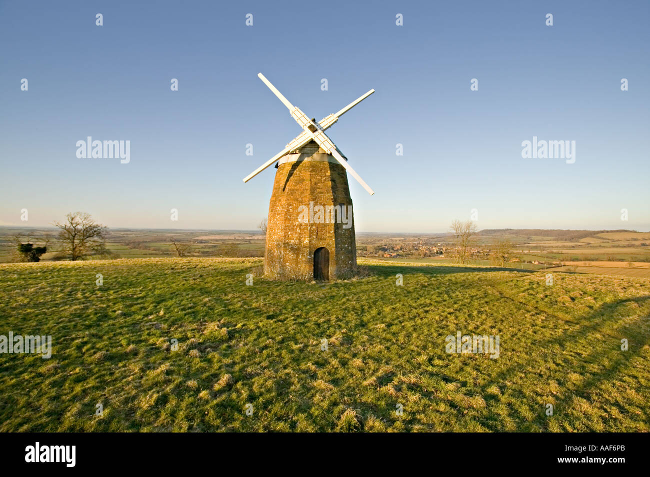 Windmill at tysoe hi-res stock photography and images - Alamy
