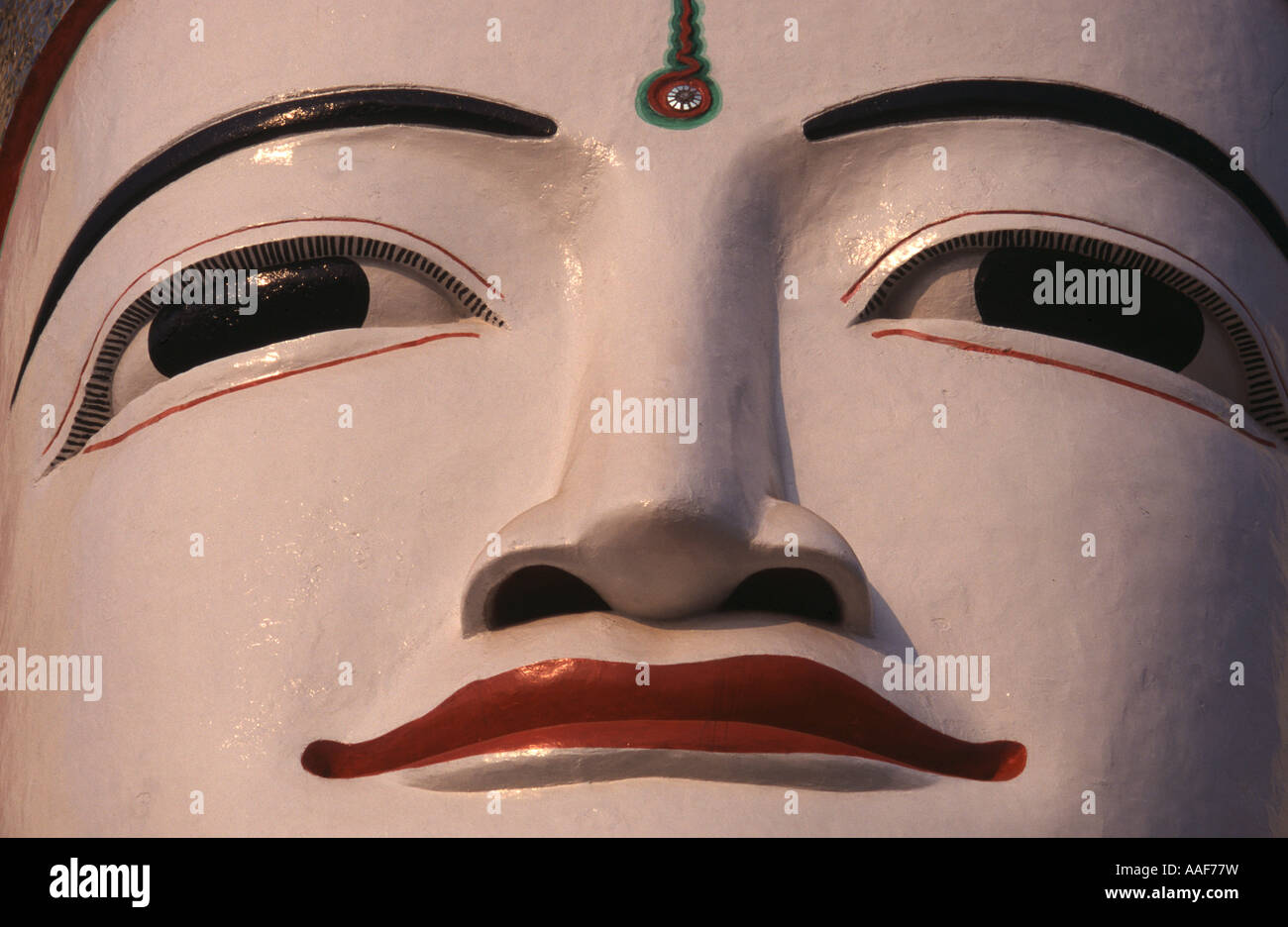 Four faces pagoda hi-res stock photography and images - Alamy