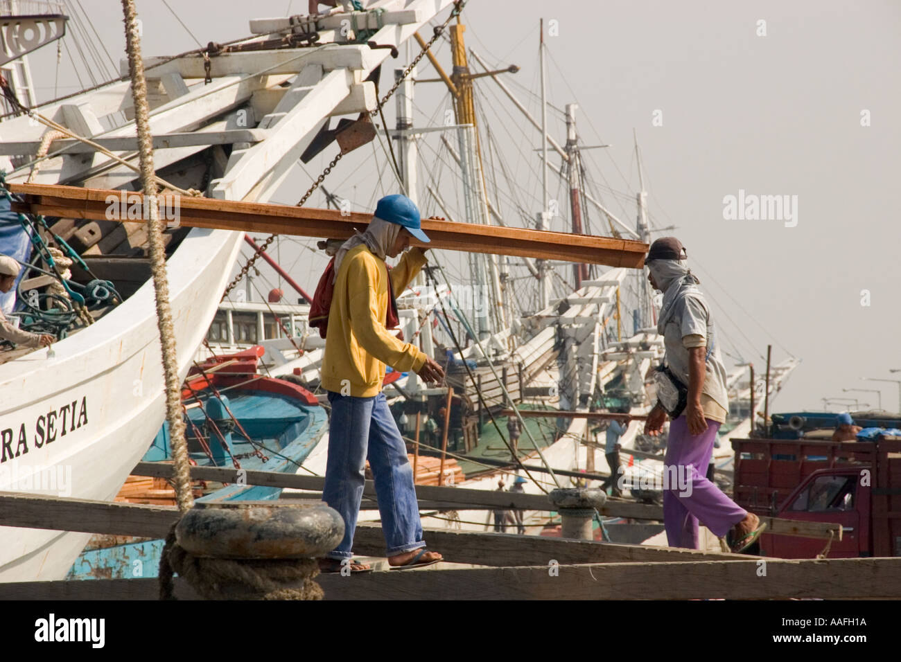 Prahus hi-res stock photography and images - Alamy