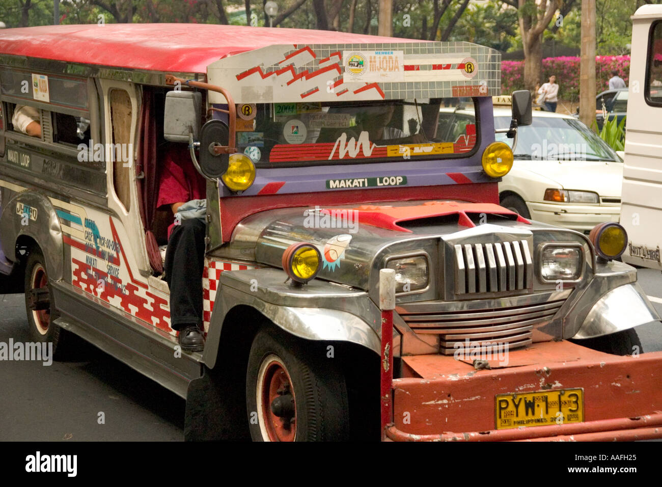 A jeepney struggles through the dense traffic in Manila Stock Photo - Alamy
