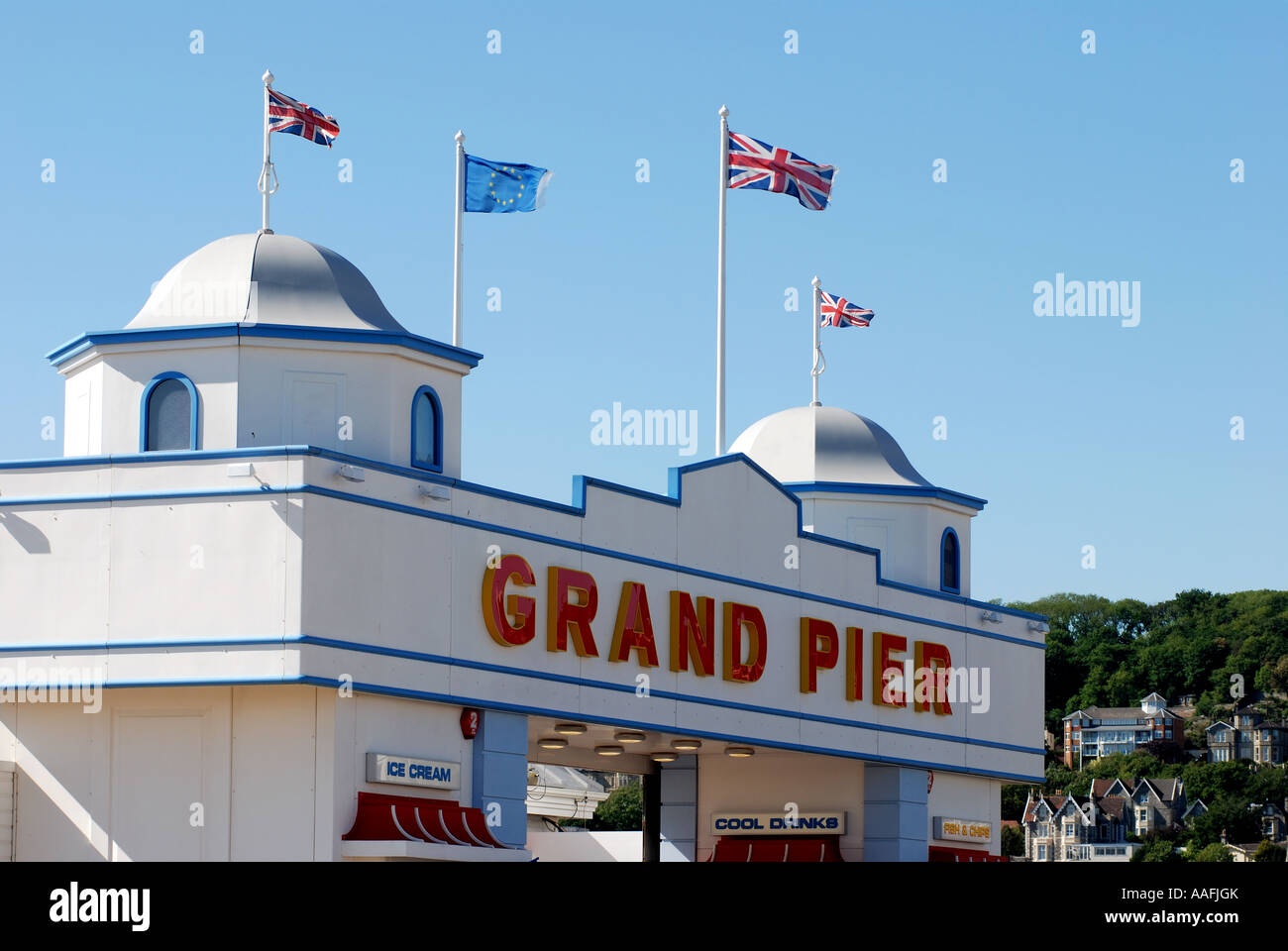 Grand pier weston super mare entrance hi-res stock photography and ...