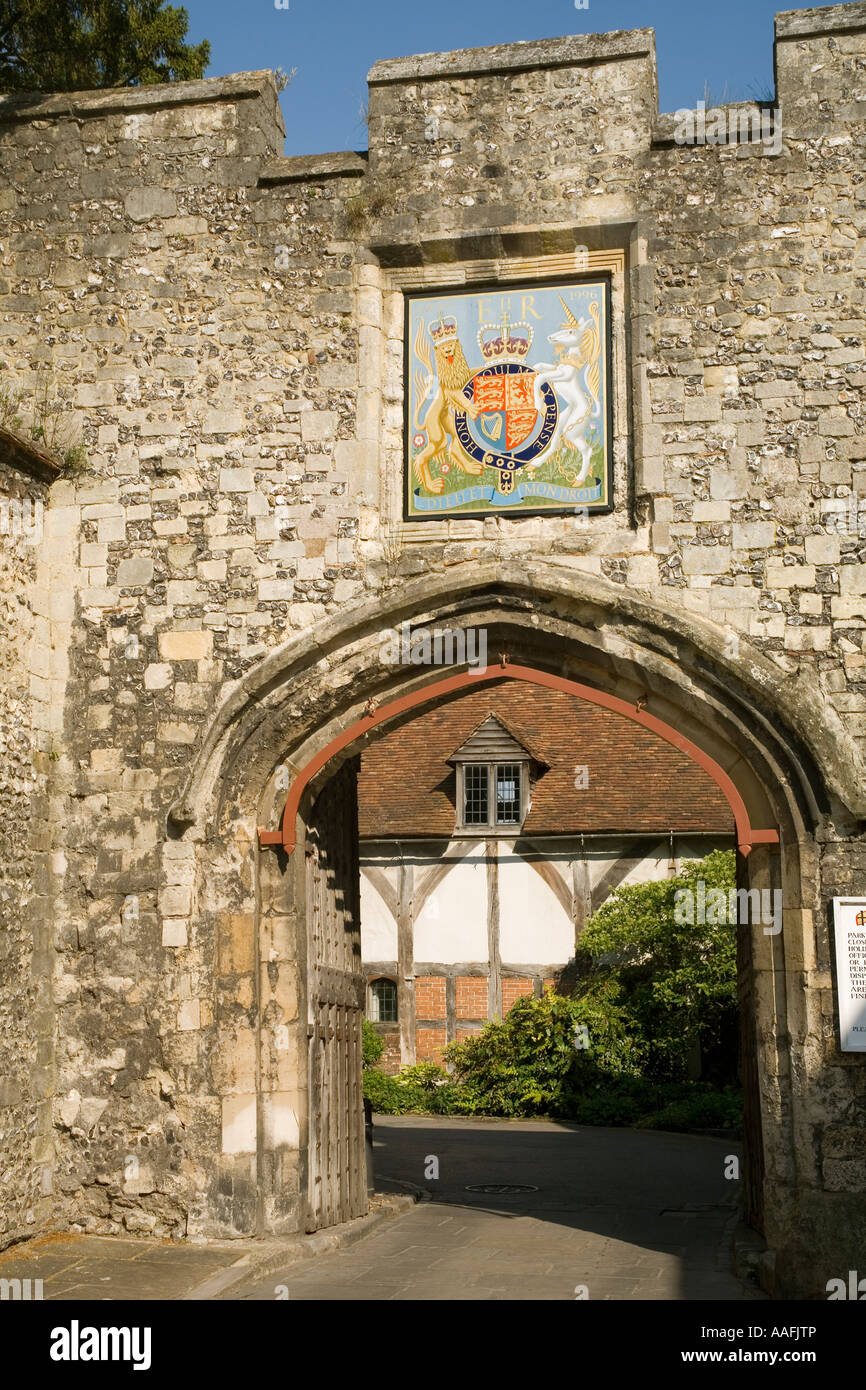 England hampshire winchester priory gate hi-res stock photography and ...