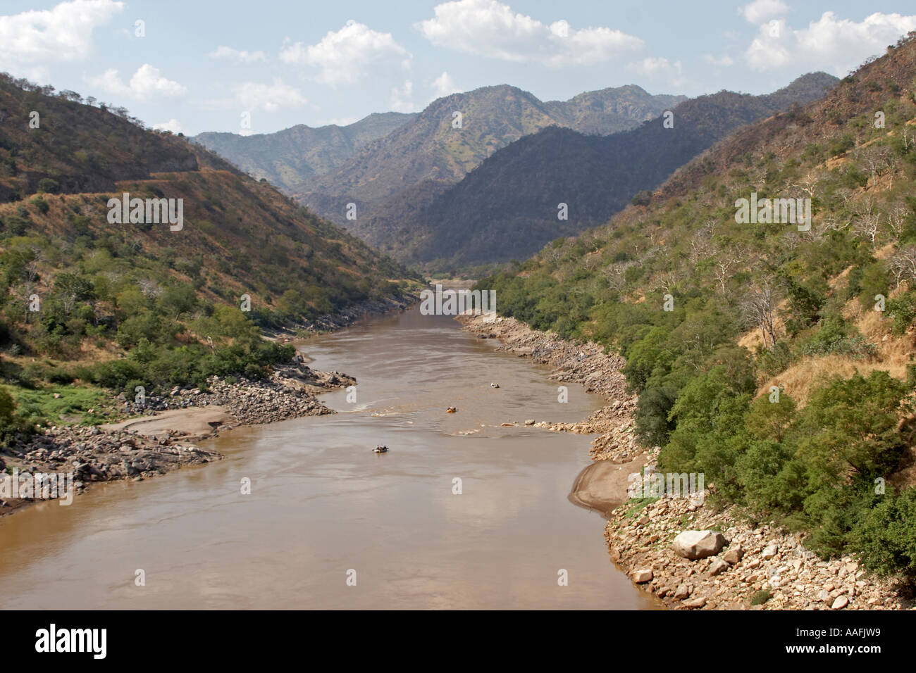 People rafting on the Blue Nile river through the Black Gorge Stock ...