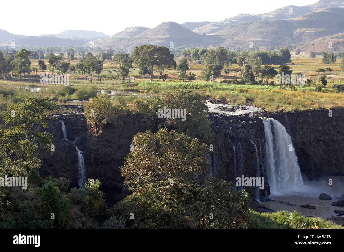 Tis Isat smoking water Blue Nile waterfalls near Bahir Dar or Bahar Dar ...