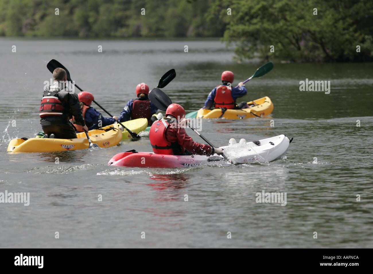 Children canoeing instructor hi-res stock photography and images - Alamy