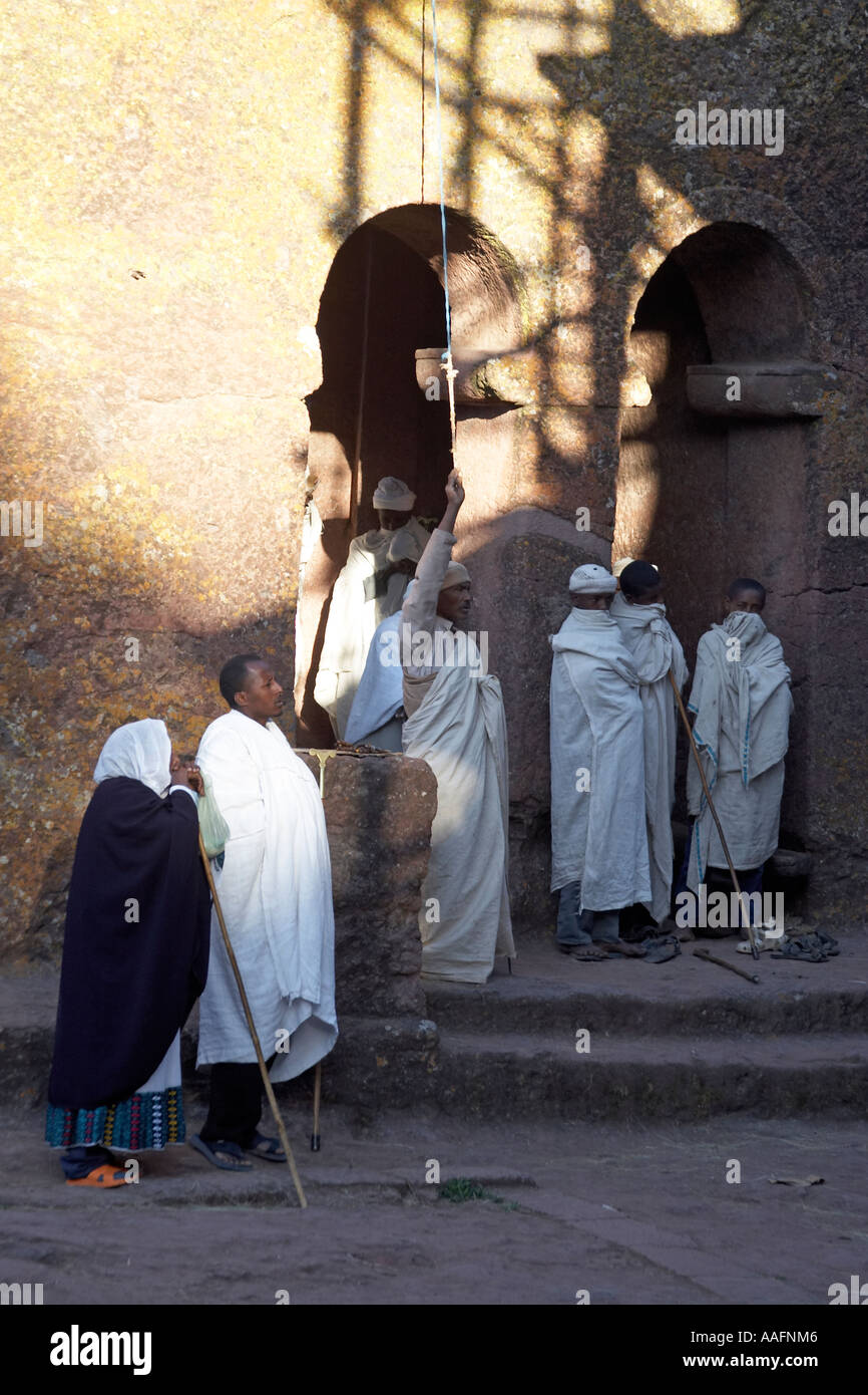 Man ringing bell hi-res stock photography and images - Alamy