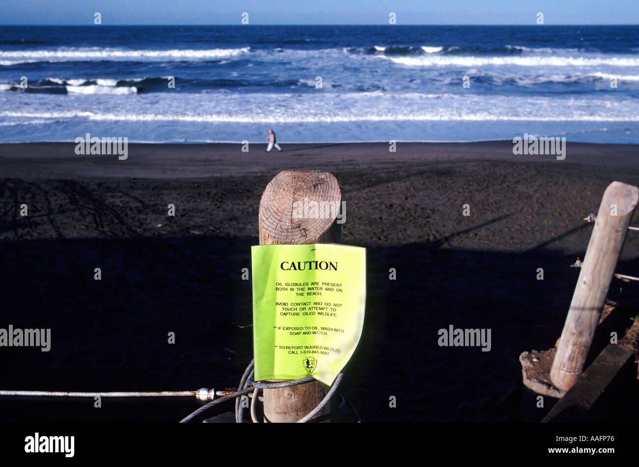 Oil spill warning sign hi-res stock photography and images - Alamy