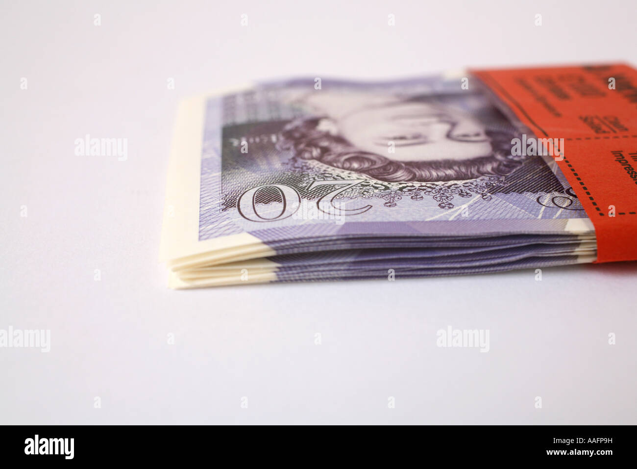 Bundle of the new Twenty pound note, 2007 Stock Photo - Alamy