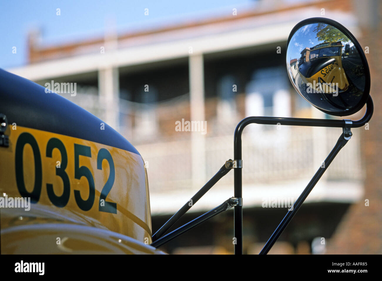 Schoolbus usa rural hi-res stock photography and images - Alamy