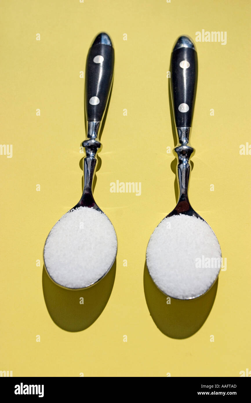 Spoonful sugar pouring hi-res stock photography and images - Alamy